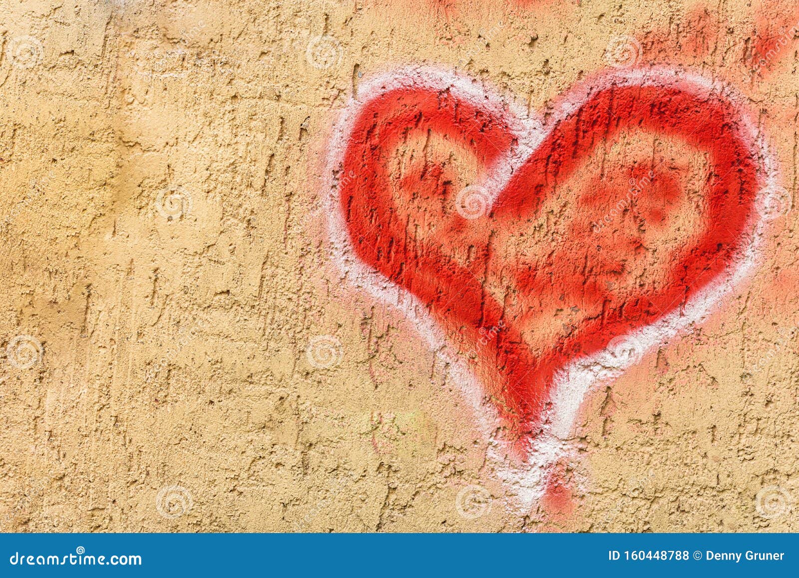 Red Painted Heart on a Wall Stock Photo - Image of glow, vintage: 160448788