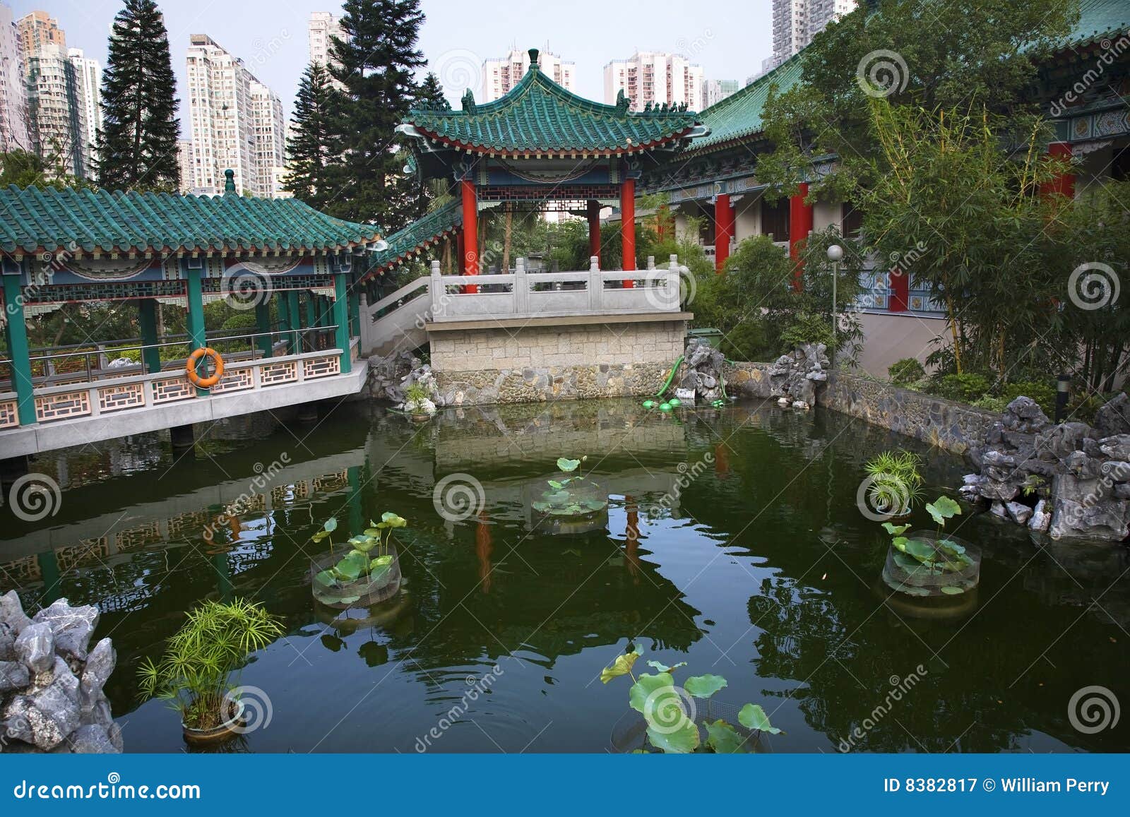 Red Pavilion Garden Pond Reflection Hong Kong Stock Image - Image of ...