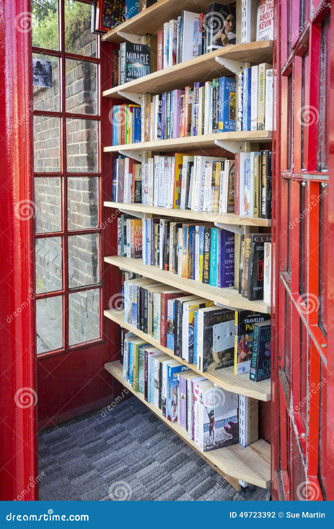 Red Phone Box Micro Library Editorial Photography - Image of book ...
