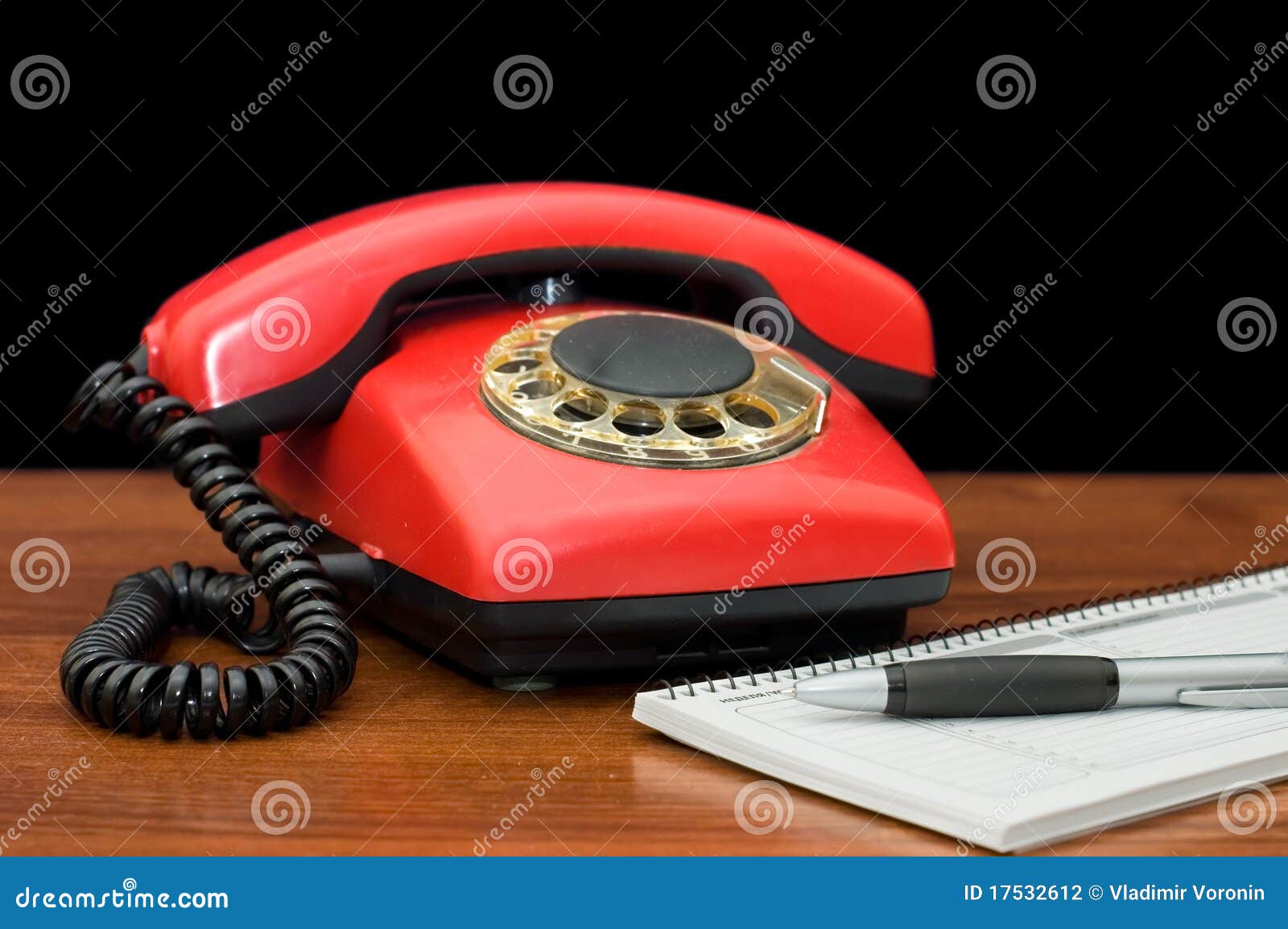 Red Phone on a Wooden Table Stock Photo - Image of call, empty: 17532612