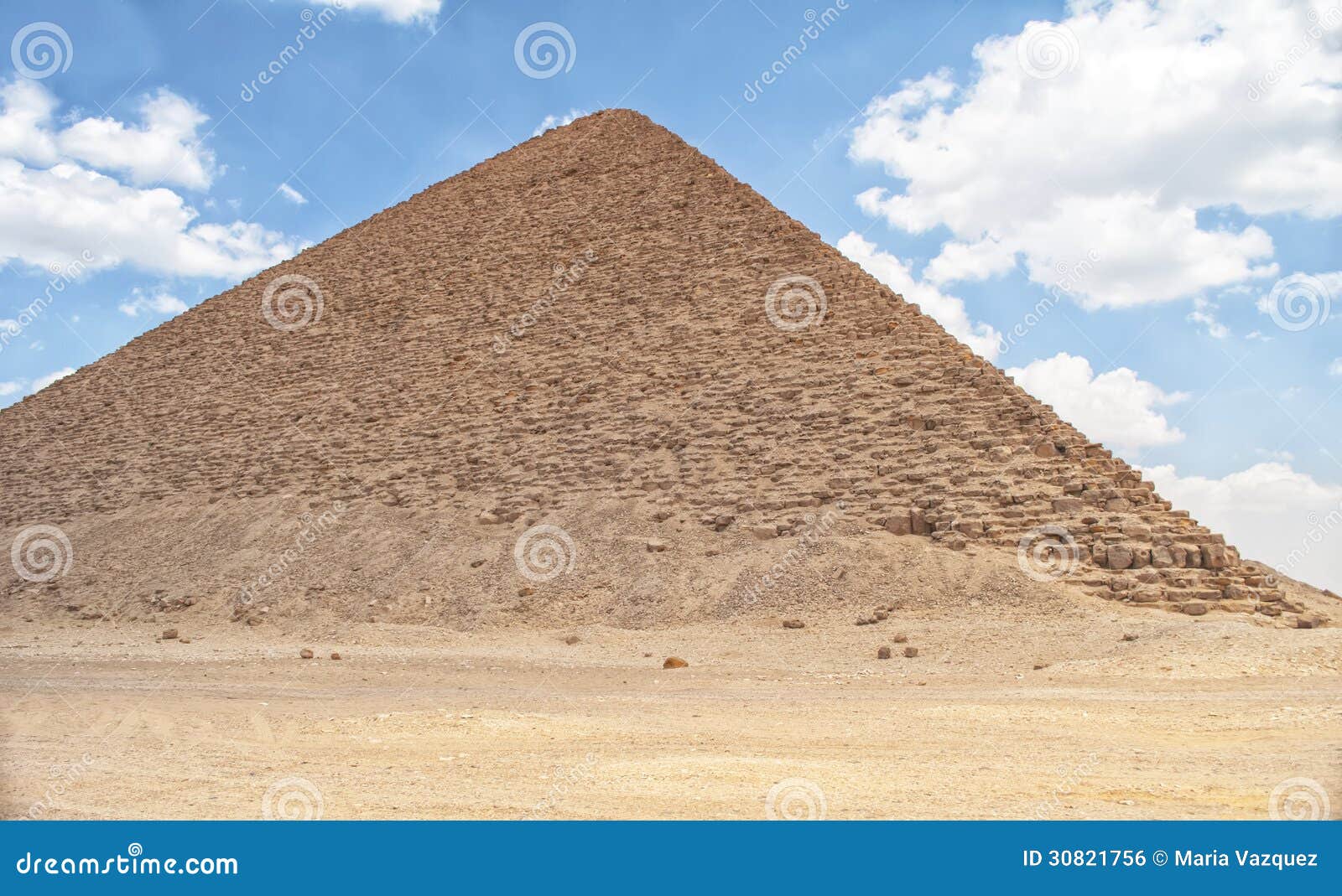Red pyramid in Dahshur stock photo. Image of arabic, egypt - 30821756