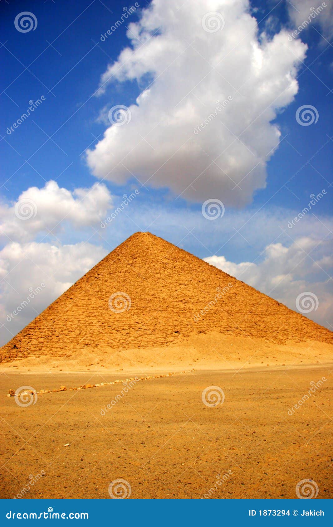 The Red Pyramid of Dahshur, Egypt Stock Photo - Image of east, hill ...