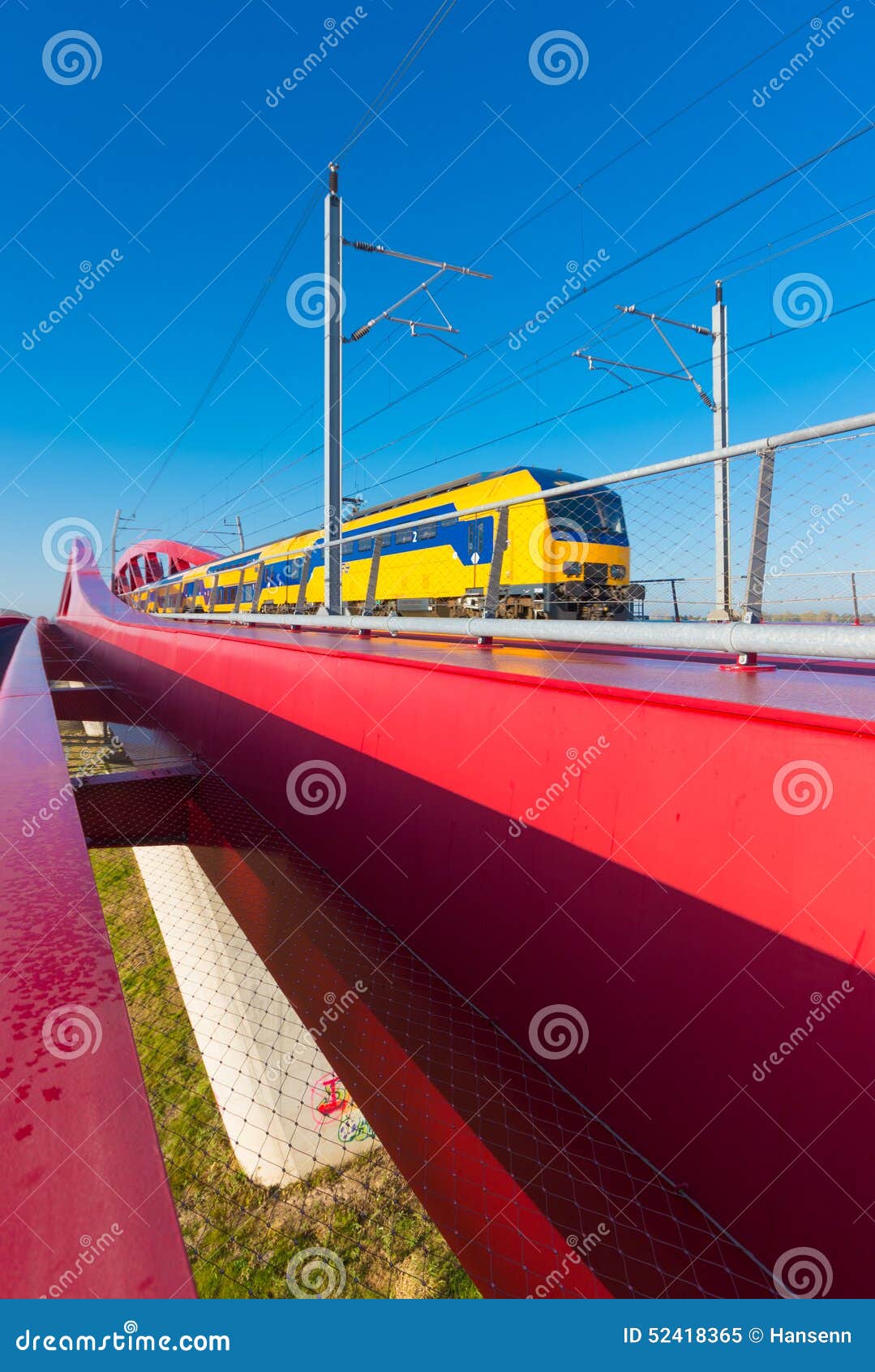Red railroad bridge stock image. Image of travel, famous - 52418365