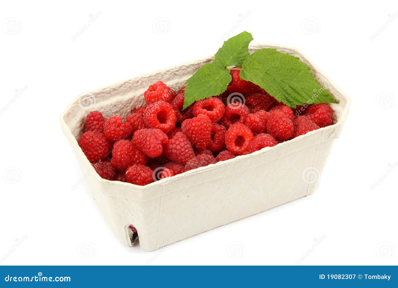Red raspberries in box stock image. Image of juicy, intensive - 19082307