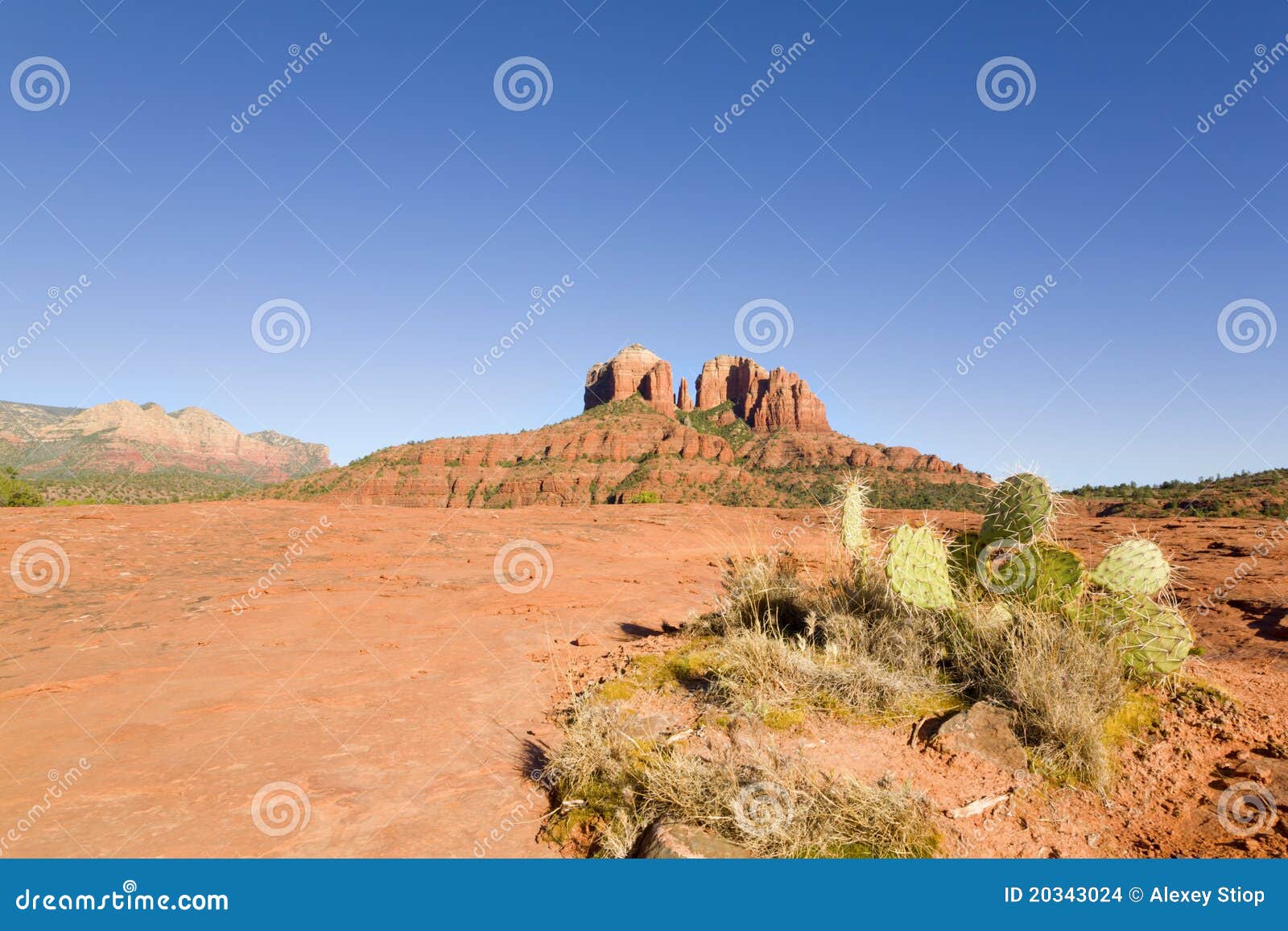 Red Rock Butte stock photo. Image of destination, landscape - 20343024