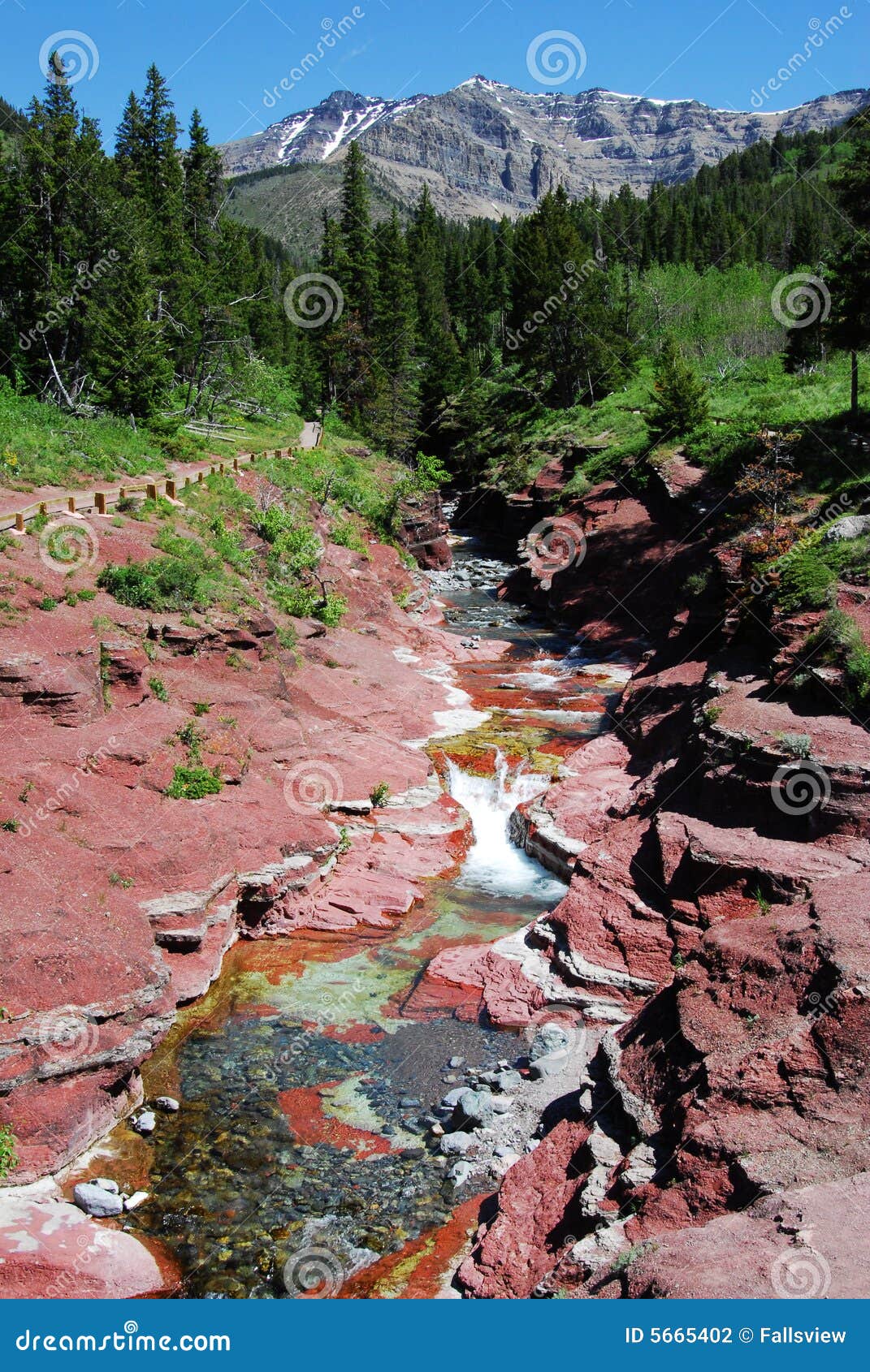 Red rock canyon stock photo. Image of ravine, stones, scene - 5665402