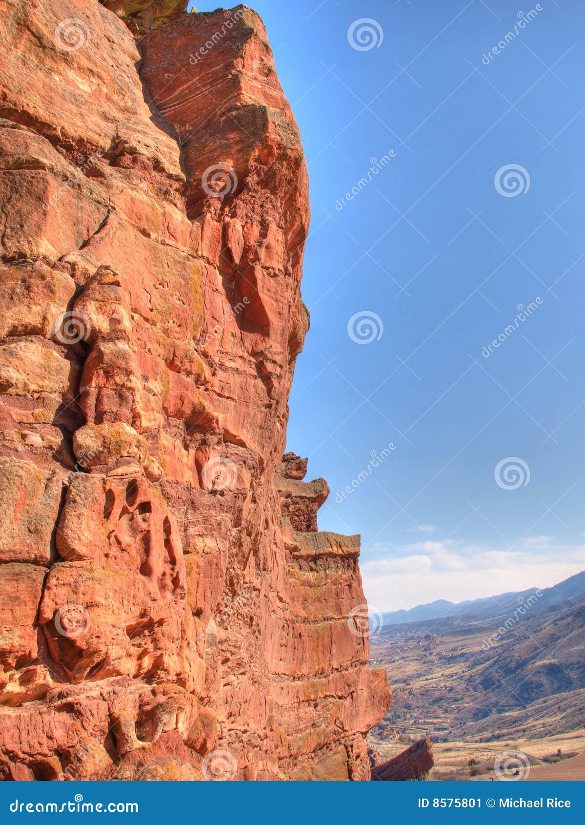 Red Rock Cliff stock image. Image of mountains, cracked - 8575801