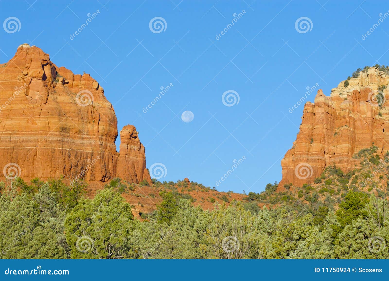 Red Rock Formation with Full Moon Stock Photo - Image of landscape ...