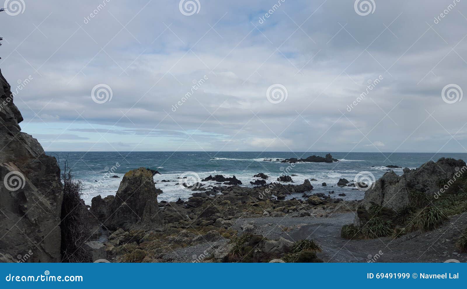 Red Rocks Island Bay Nz stock image. Image of walk, island - 69491999