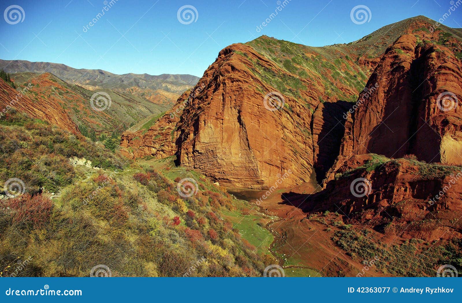 Red rocks Kyrgyzstan stock image. Image of kyrgyzstan - 42363077