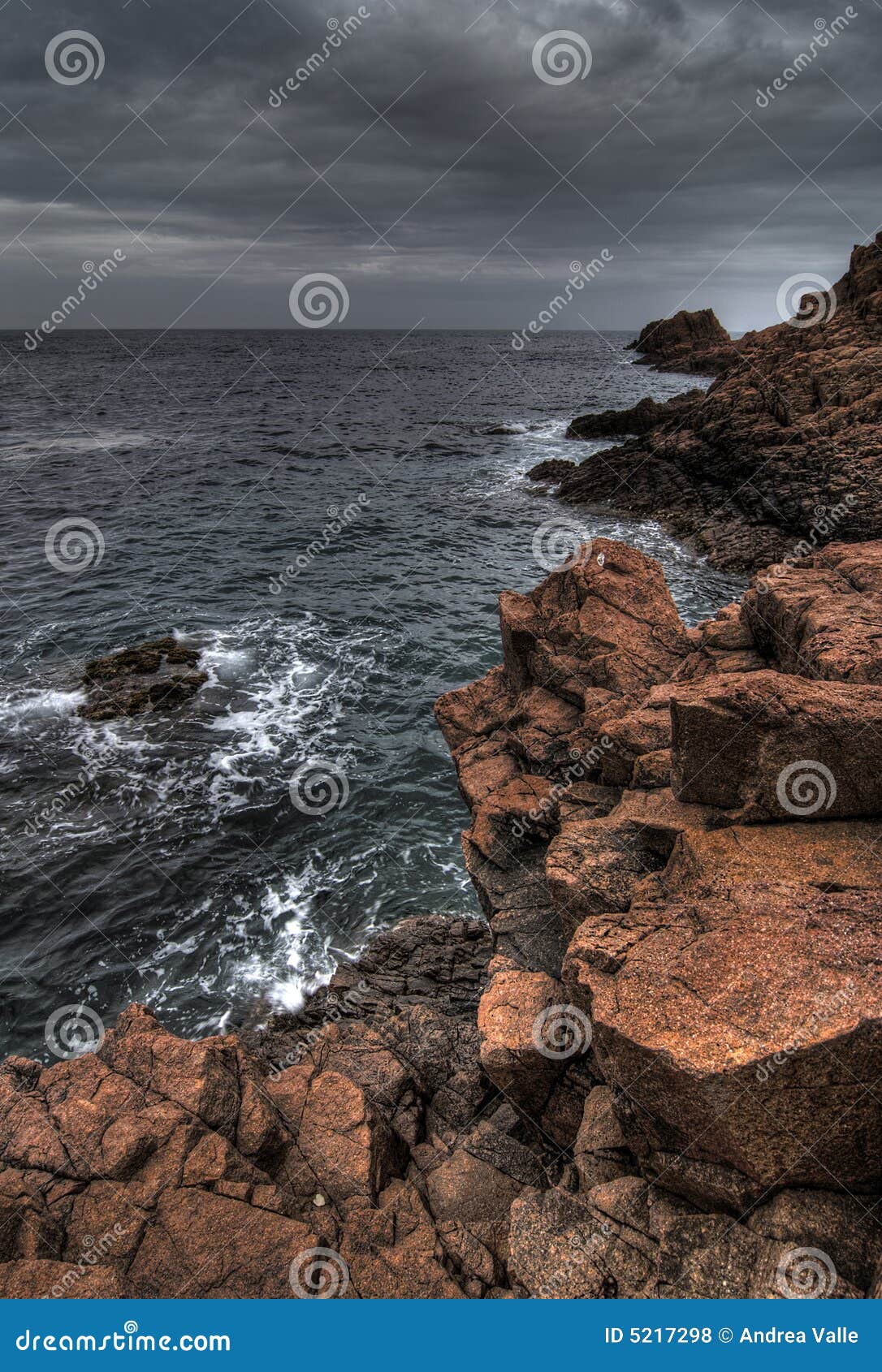 Red Rocks of Provence Coast Stock Photo - Image of clouds, france: 5217298