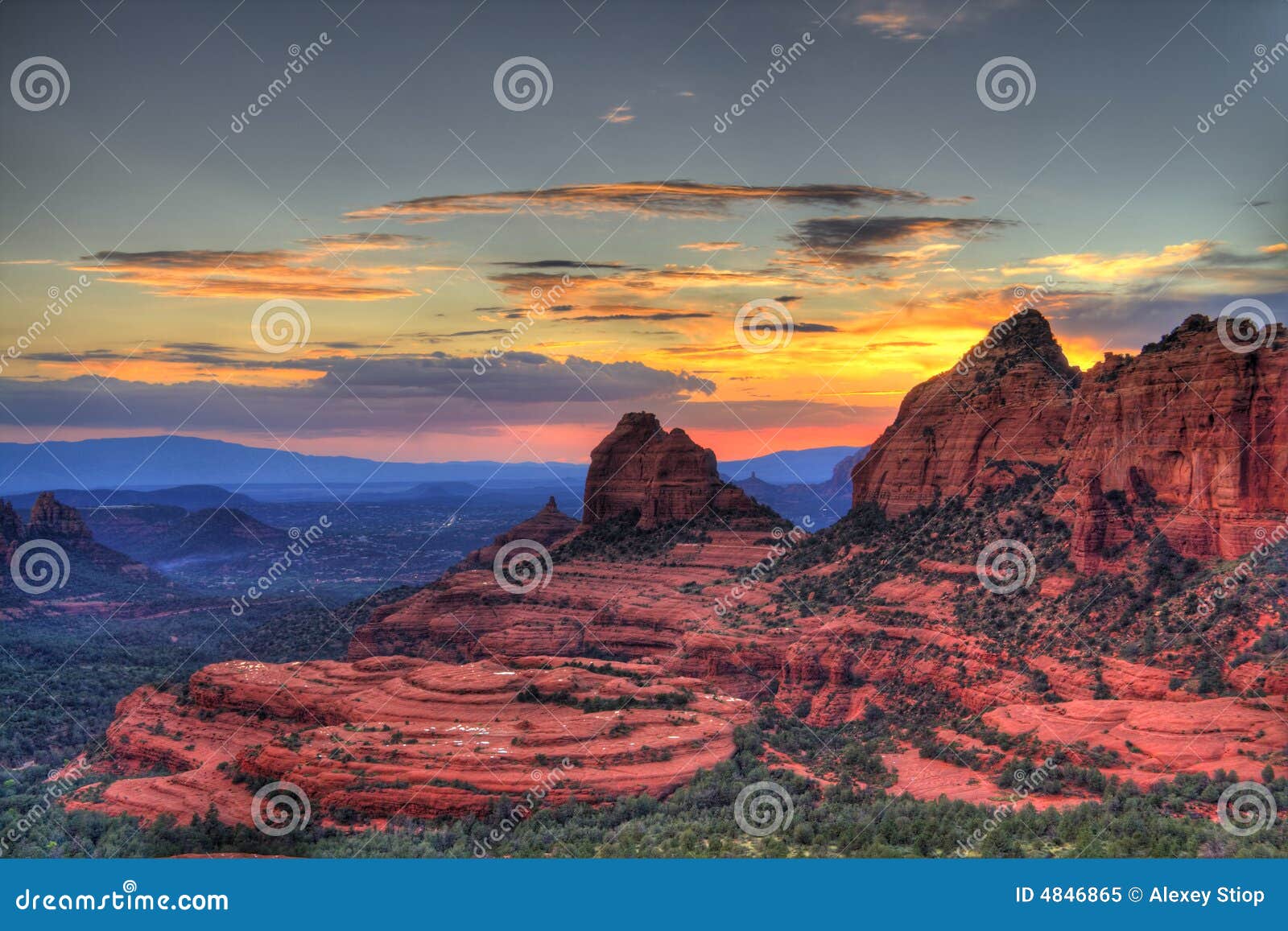 Red Rocks sunset stock image. Image of view, dusk, vacation - 4846865
