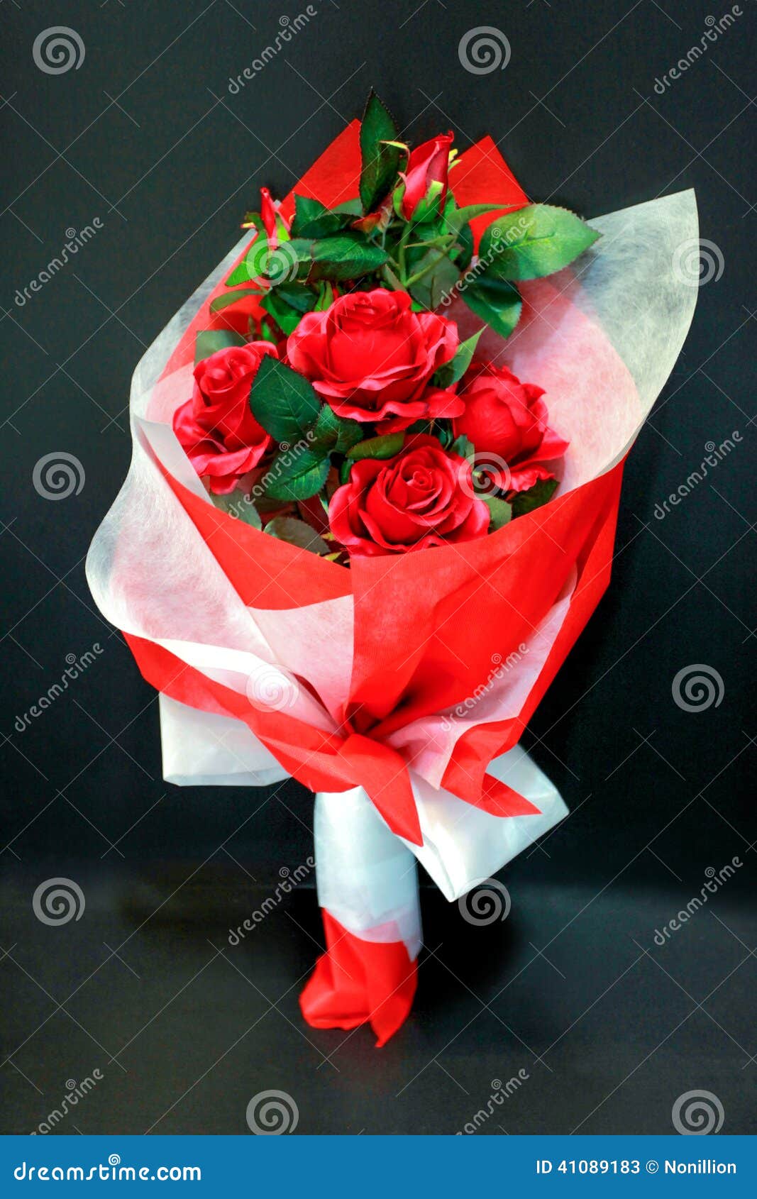 6,659 Bouquet Red Rose Bow Stock Photos - Free & Royalty-Free Stock ...