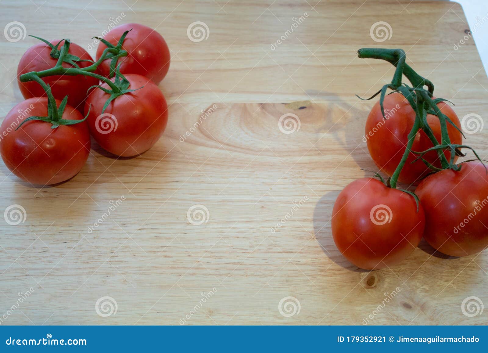 Red Round Tomatoes in a Wooden Board Stock Image - Image of color ...