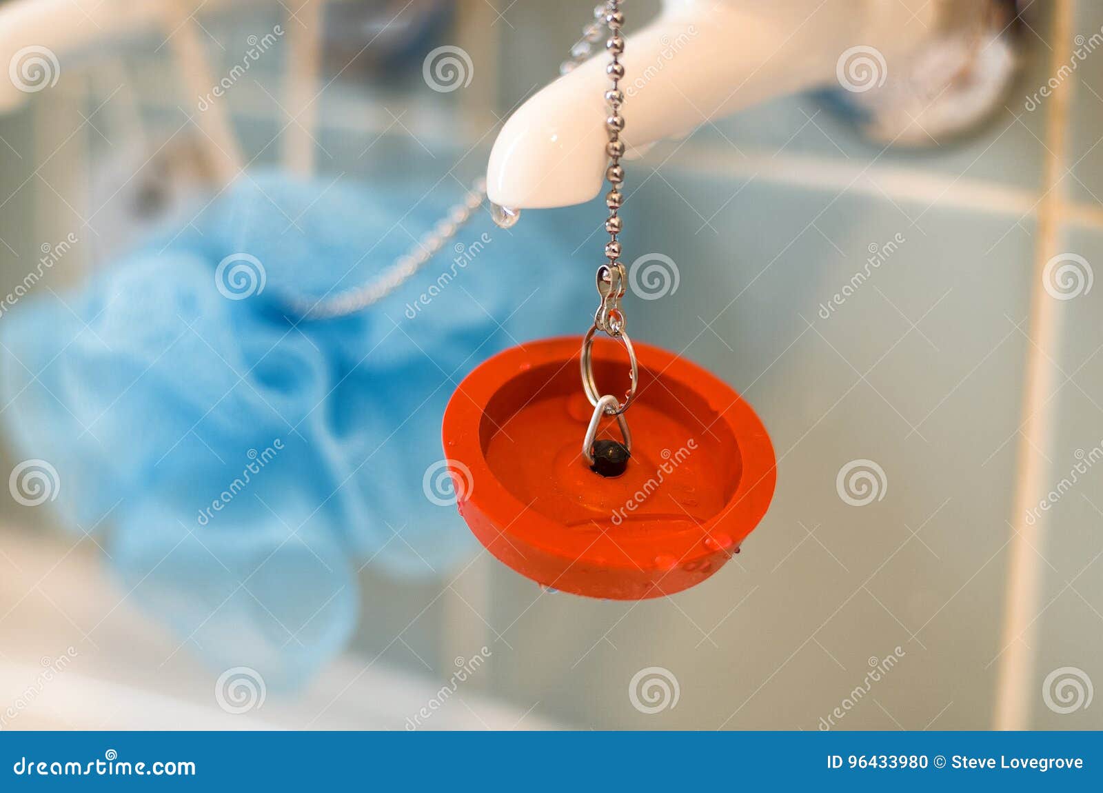 Red Rubber Bath Plug on Chain Stock Photo - Image of sink, chain: 96433980