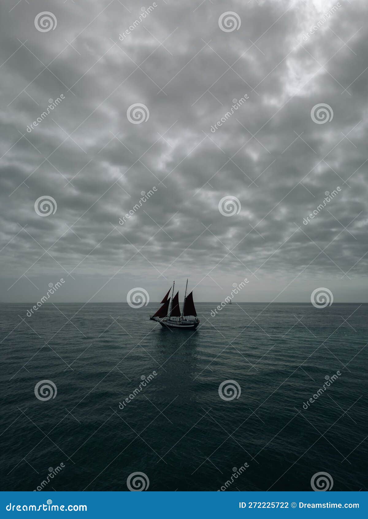 The Boat at Horizon in the Ocean Stock Photo - Image of ocean, sunset ...
