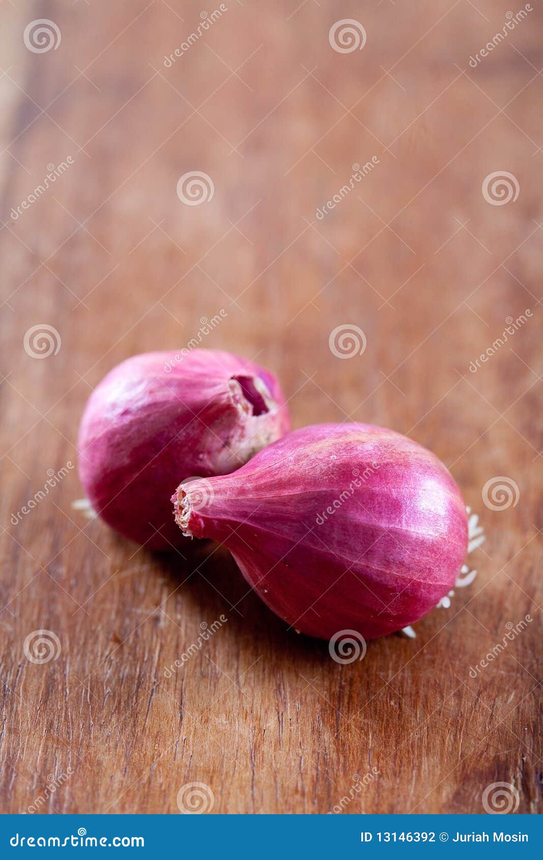 Red Shallots on Wooden Table Stock Photo - Image of citrus, culinary ...