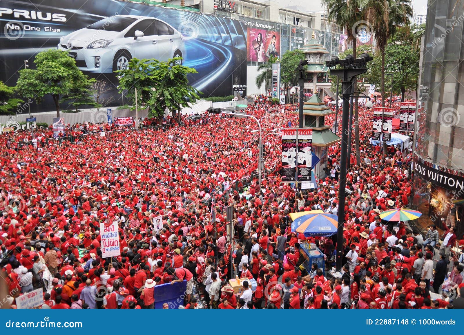Red-Shirt Protest in Bangkok Editorial Stock Photo - Image of city ...