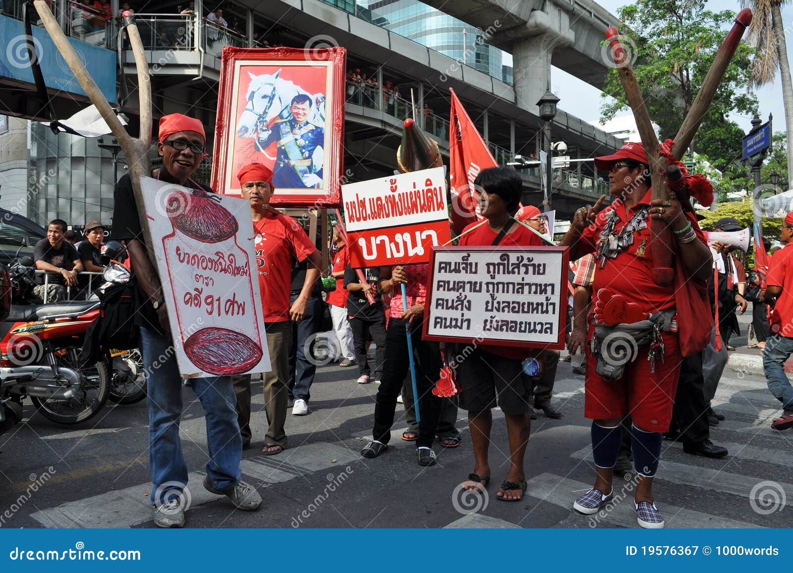 Red-Shirt Protesters editorial photography. Image of asian - 19576367