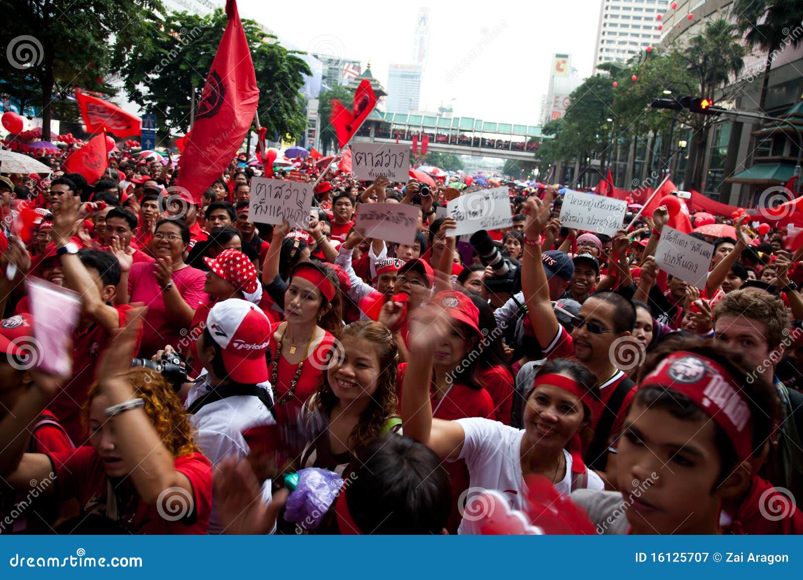 Red Shirts Protest in Bangkok Editorial Photography - Image of thailand ...
