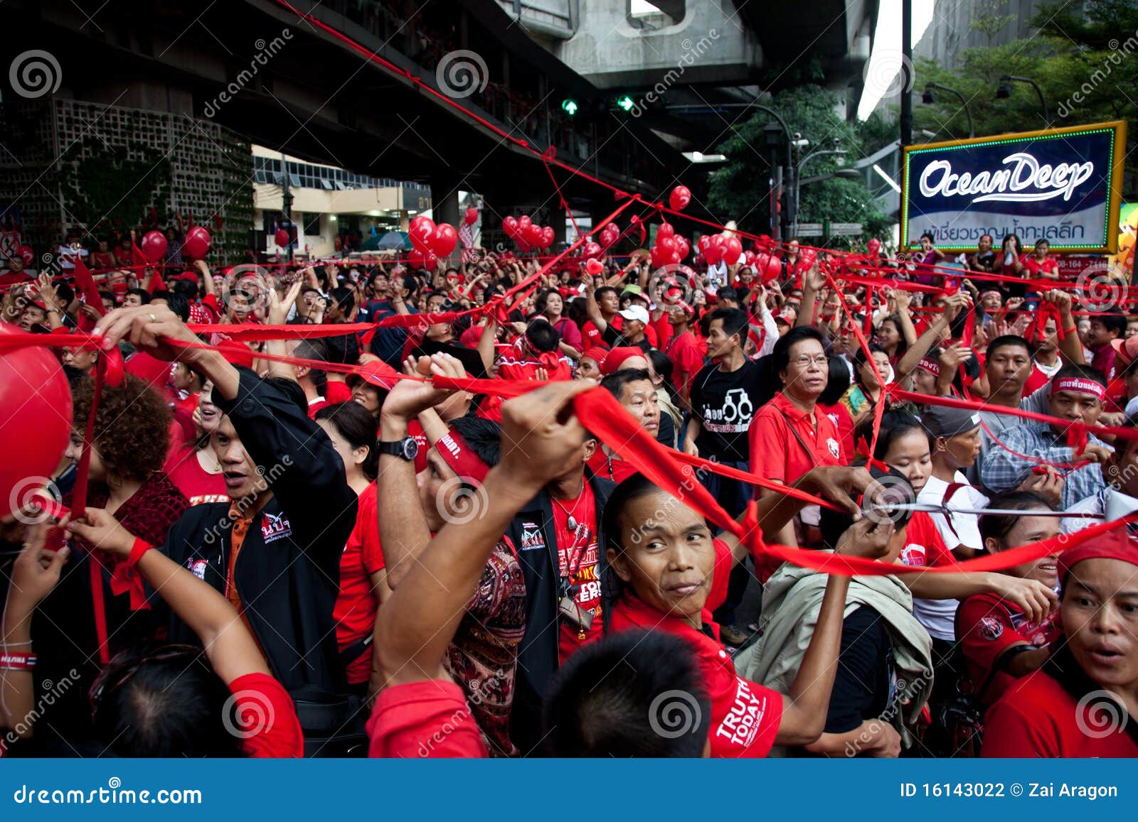 Red Shirts Protest in Bangkok Editorial Photography - Image of coup ...