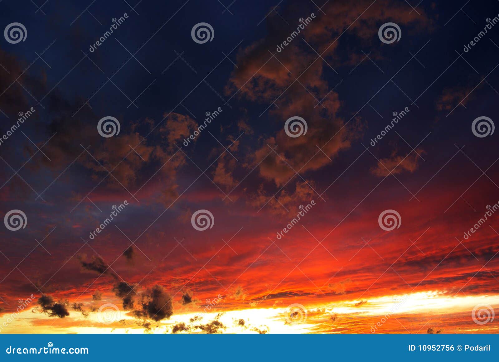Red sky stock photo. Image of nature, landscape, fade - 10952756