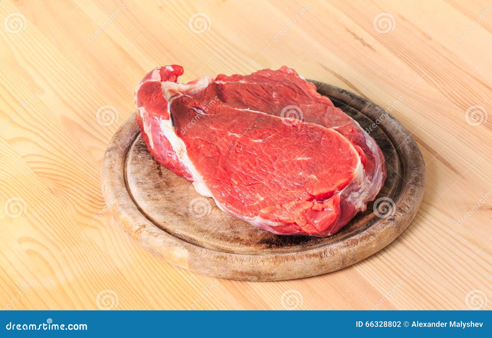 Red Slice of Meat on Cutting Board Stock Photo - Image of closeup, pork ...