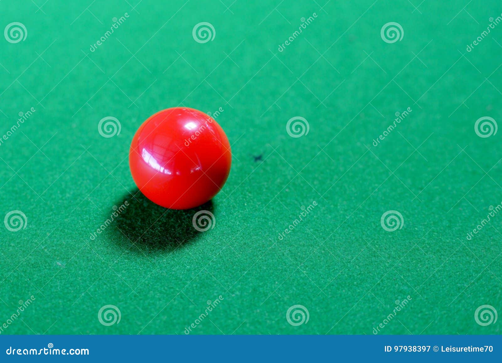 Red Snooker Ball on Snooker Table Stock Image - Image of player, ball ...