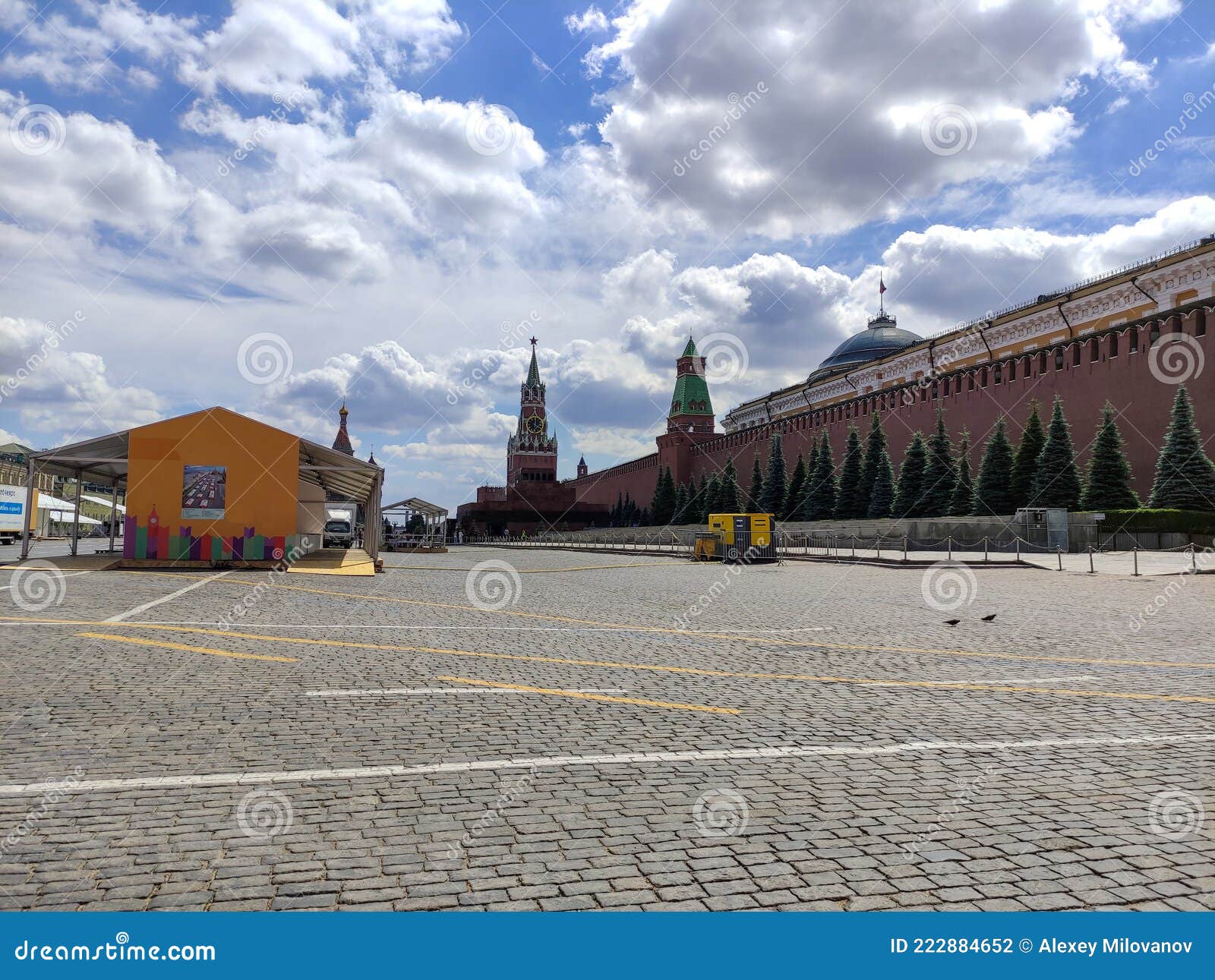 Red Square, Kremlin and Kremlin Wall in Summer Stock Photo - Image of ...
