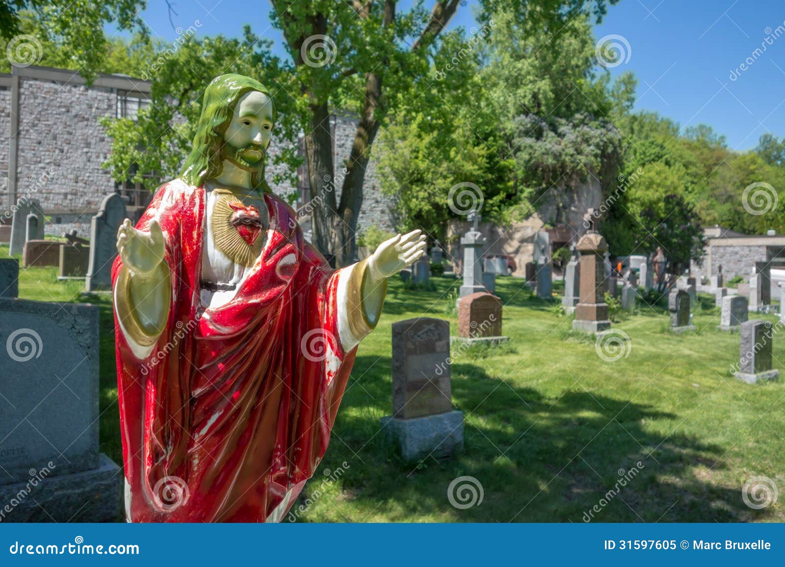 Red Statue of the Christ stock image. Image of gravestone - 31597605