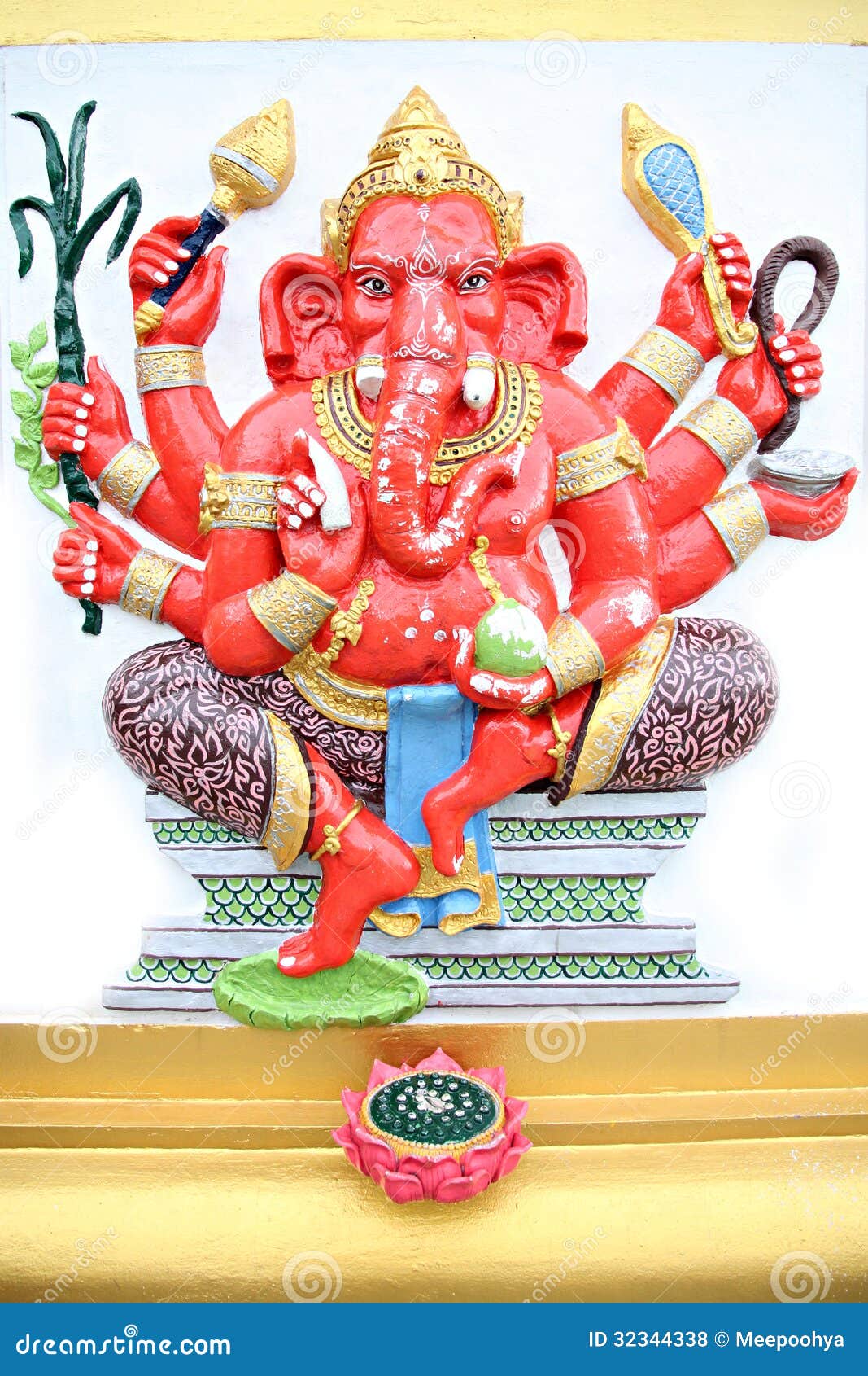 Red Statue Ganesh in Temple. Stock Photo - Image of statue, hindu: 32344338