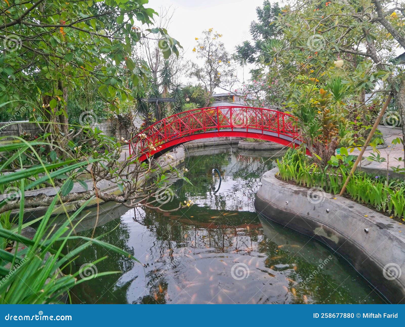 The Red Steel Bridge in the Park Stock Photo - Image of samsung ...