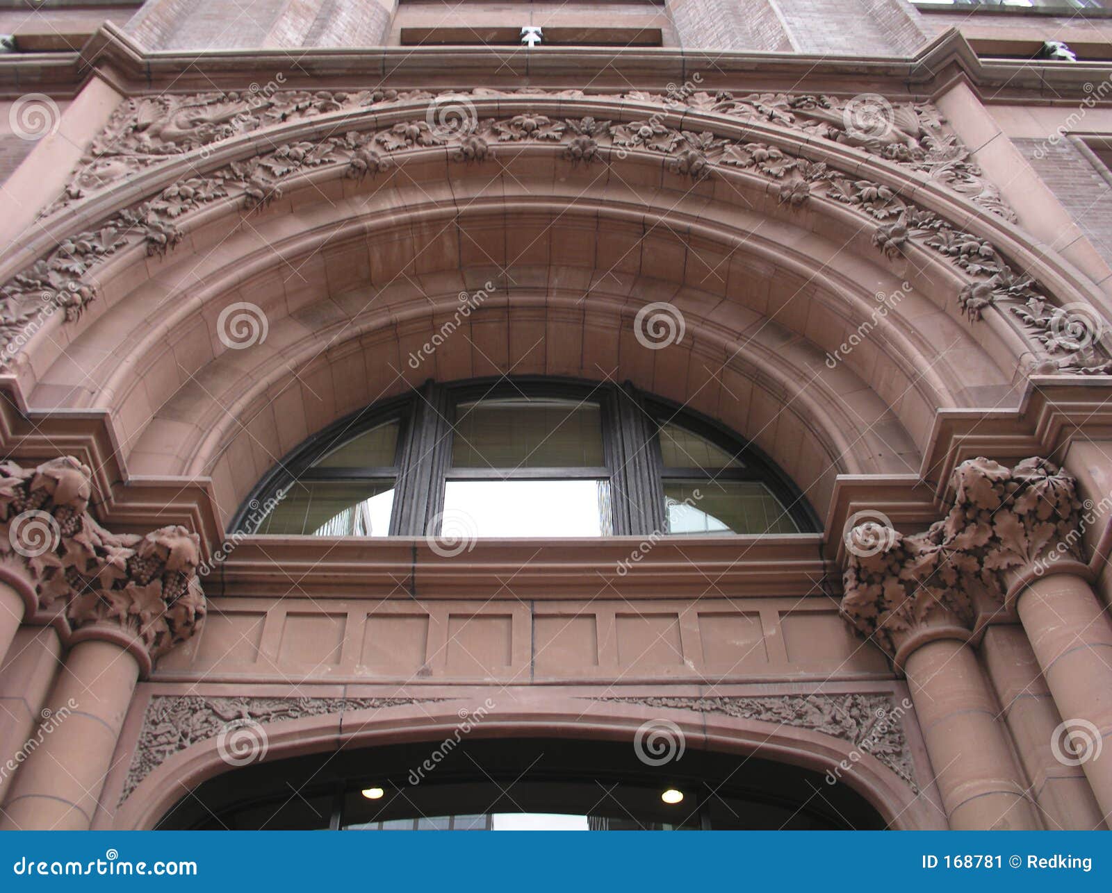 Red Stone Arch 500 Picture. Image: 168781