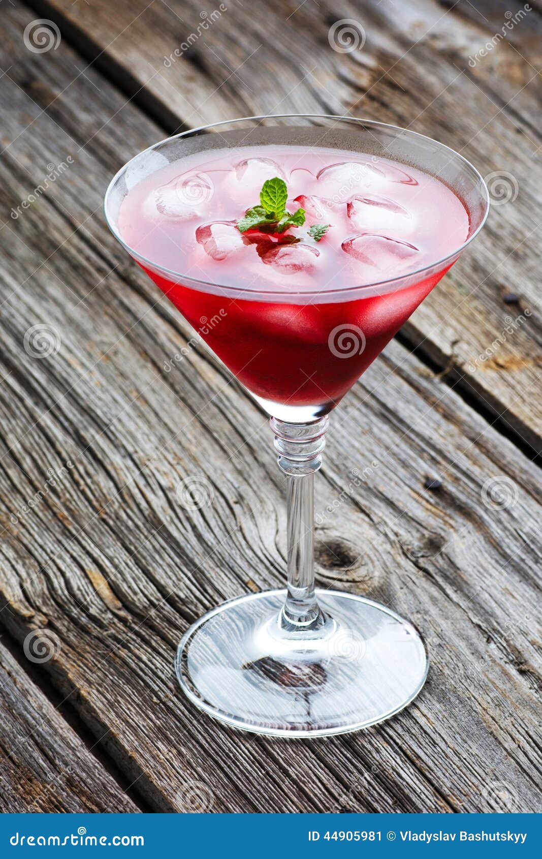 Red Summer Martini Drink With Mint On Wooden Stock Image - Image of ...
