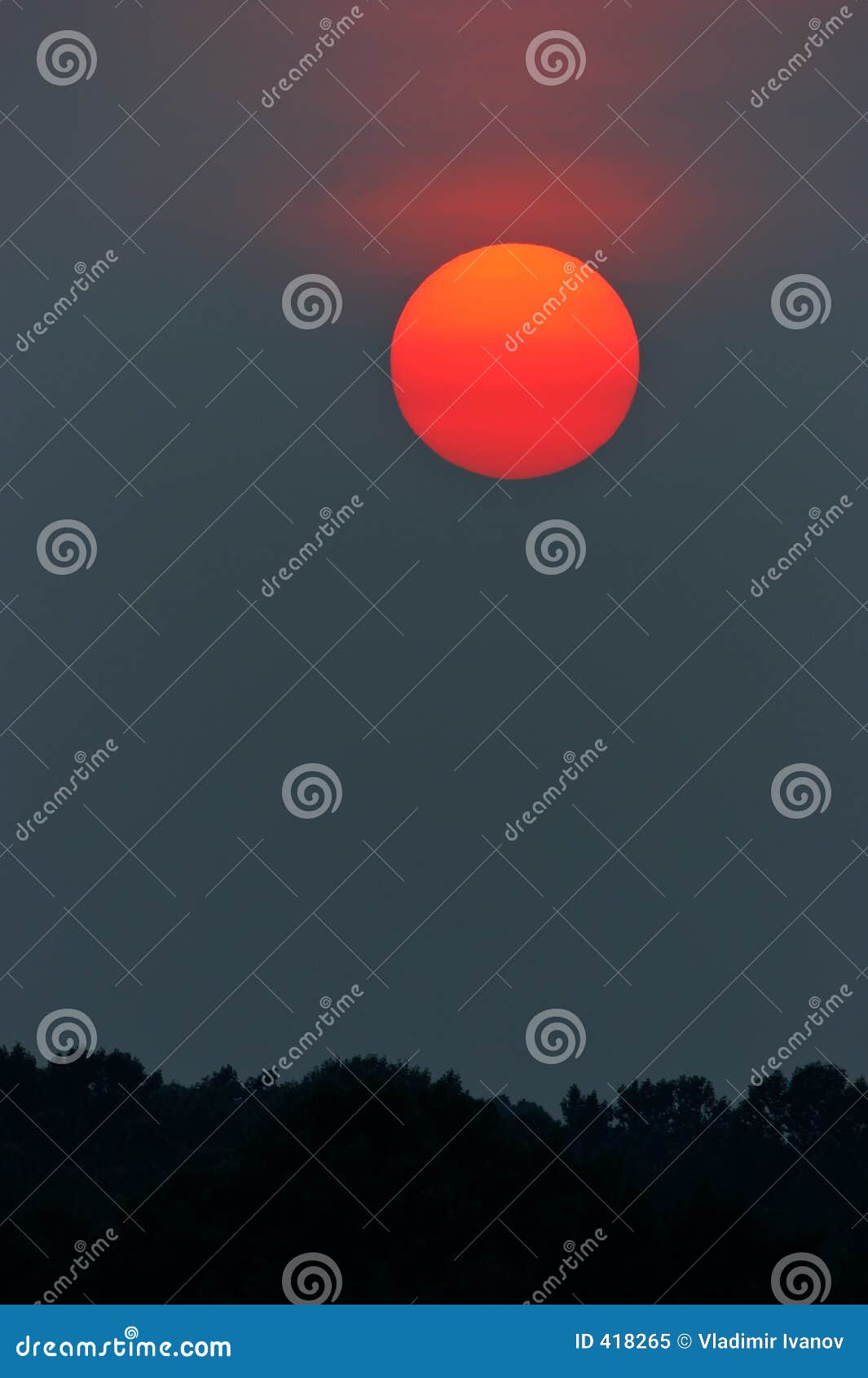 Red sun stock image. Image of dreaming, outdoors, romantic - 418265