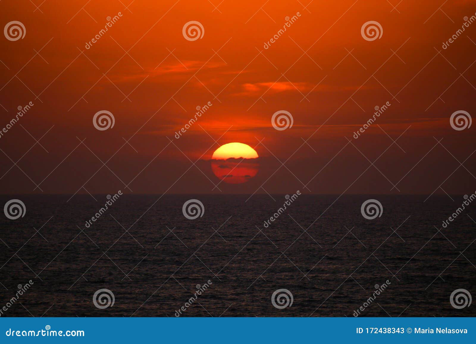 Red sunset over the ocean stock image. Image of paradise - 172438343