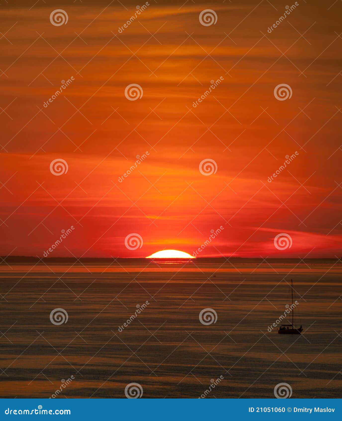 Red sunset over the sea stock photo. Image of view, landscape - 21051060