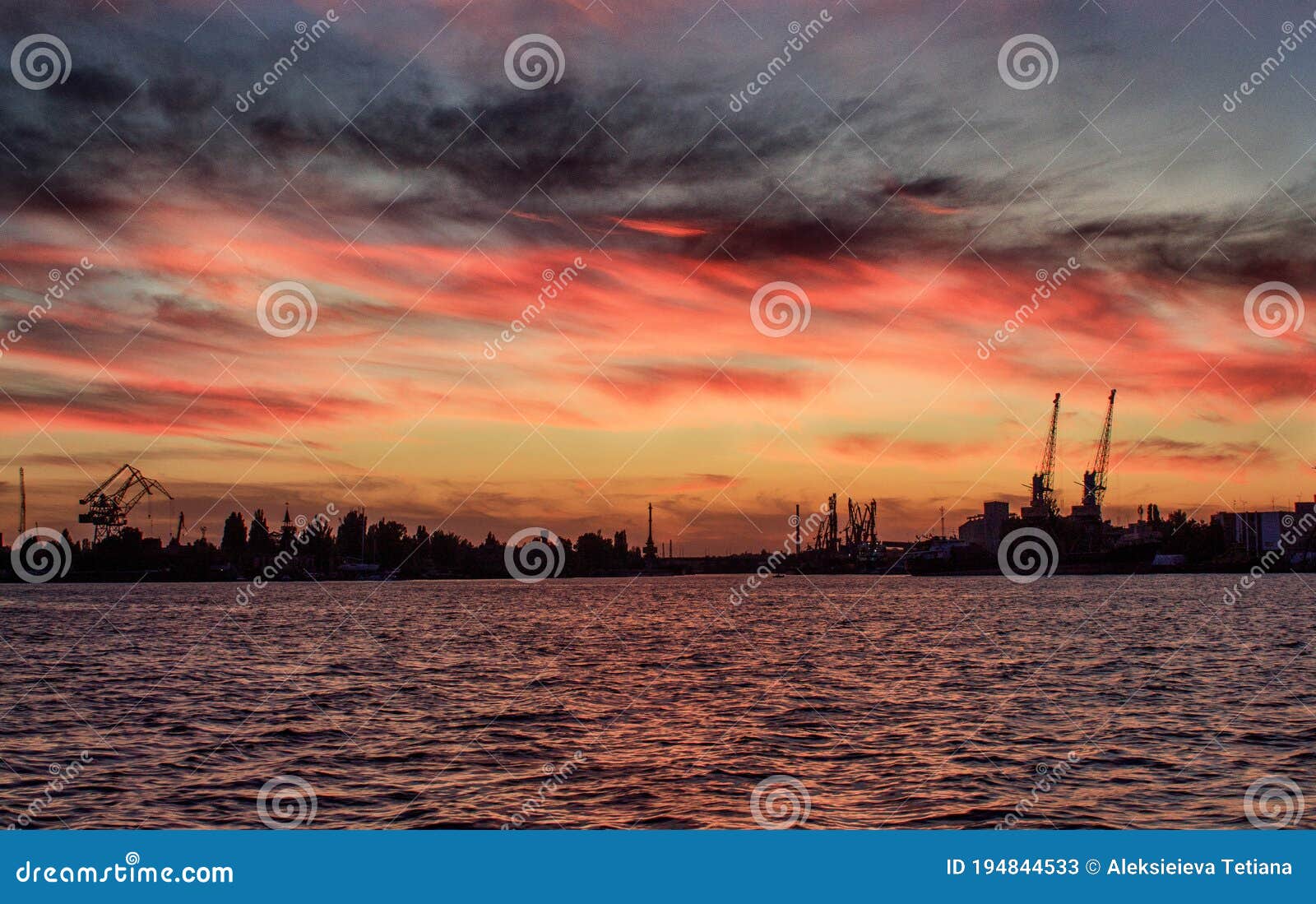 Red Sunset on the River on Summer. Beautiful Vew and Landscape at Nihgt ...