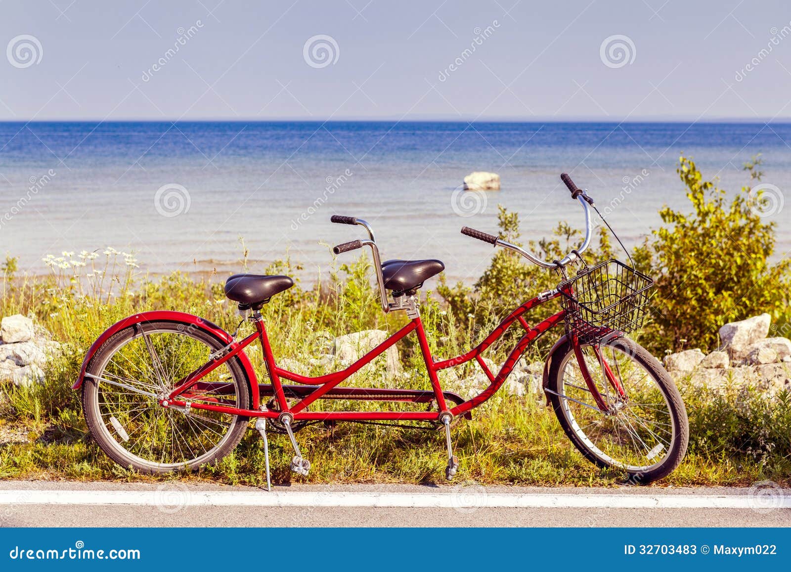 Red Tandem stock image. Image of city, street, activity - 32703483