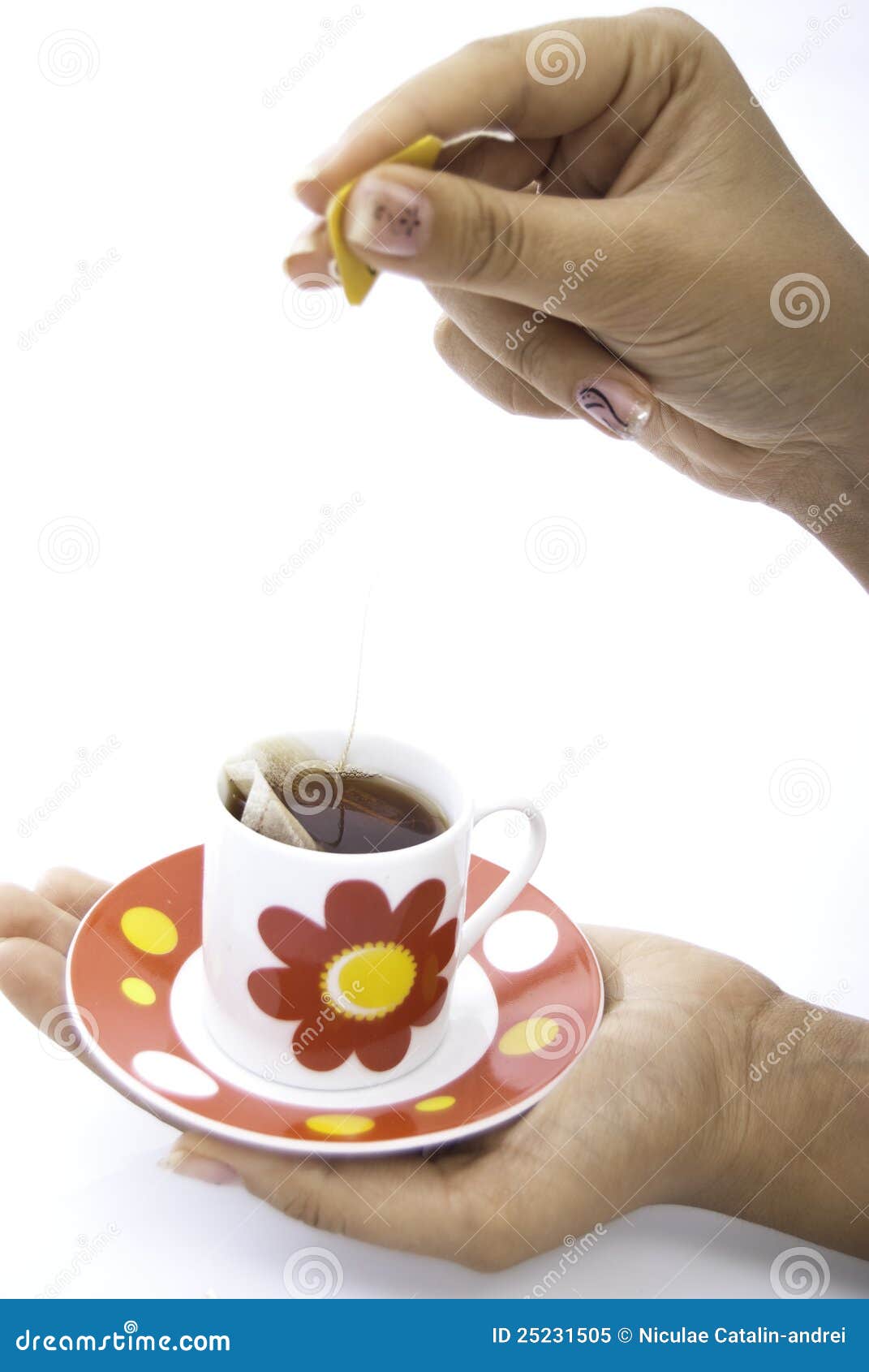 Red tea cup hold in hands stock image. Image of cuppa - 25231505