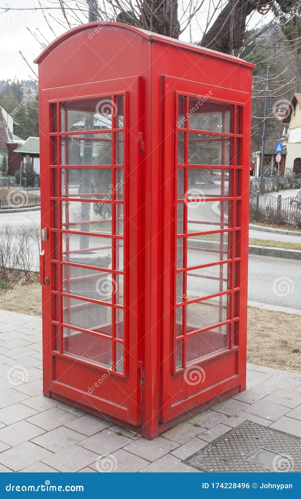 Red Telephone Booth or Cabin Stock Photo - Image of cabin, public ...