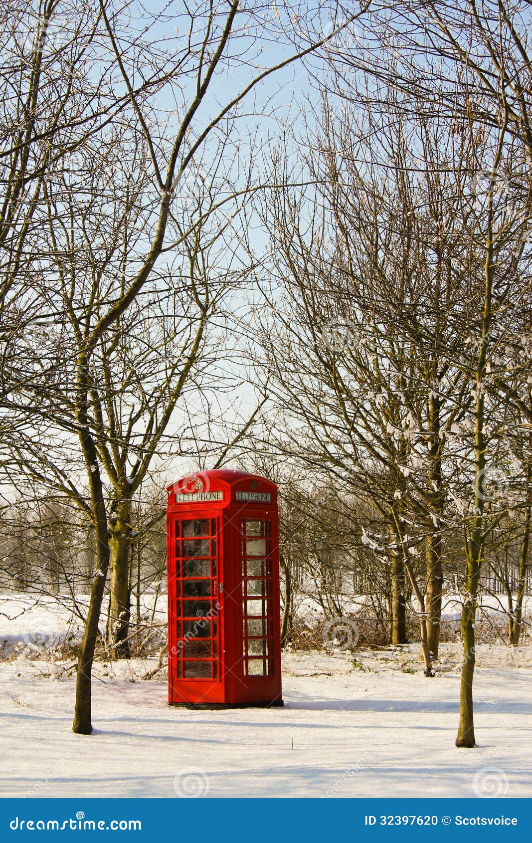 Red Telephone Box in Winter Stock Photo - Image of trees, phonebox ...