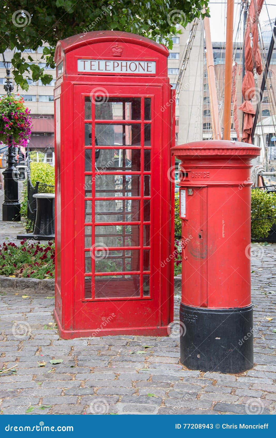 Red Telephone and Post Box stock image. Image of tradition - 77208943