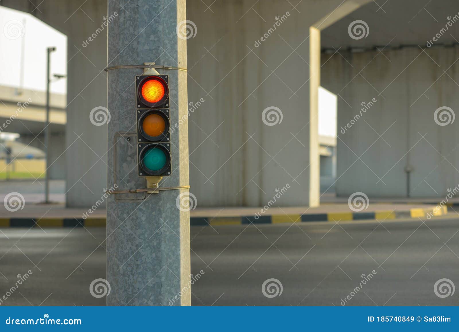 Red traffic light sign stock image. Image of twilight - 185740849