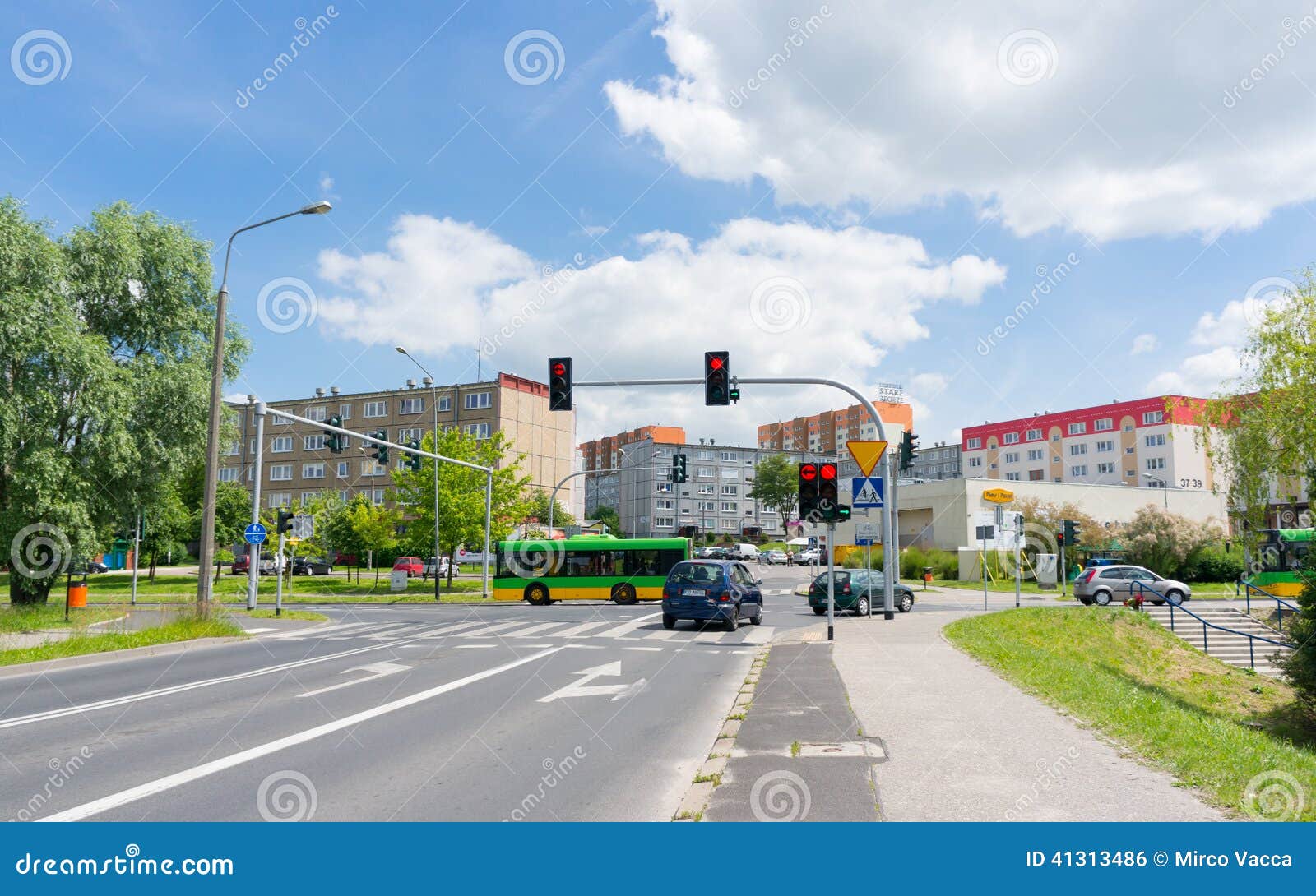 Red traffic lights editorial photo. Image of buildings - 41313486