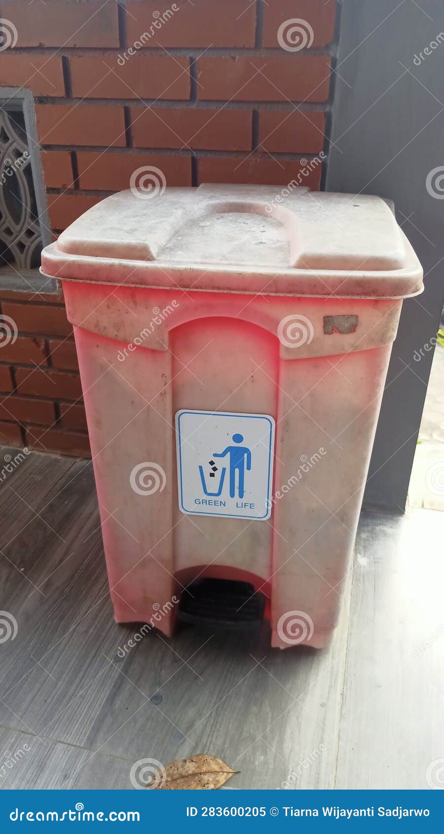 Red Trash Can in Front of the House Stock Image - Image of wheel ...
