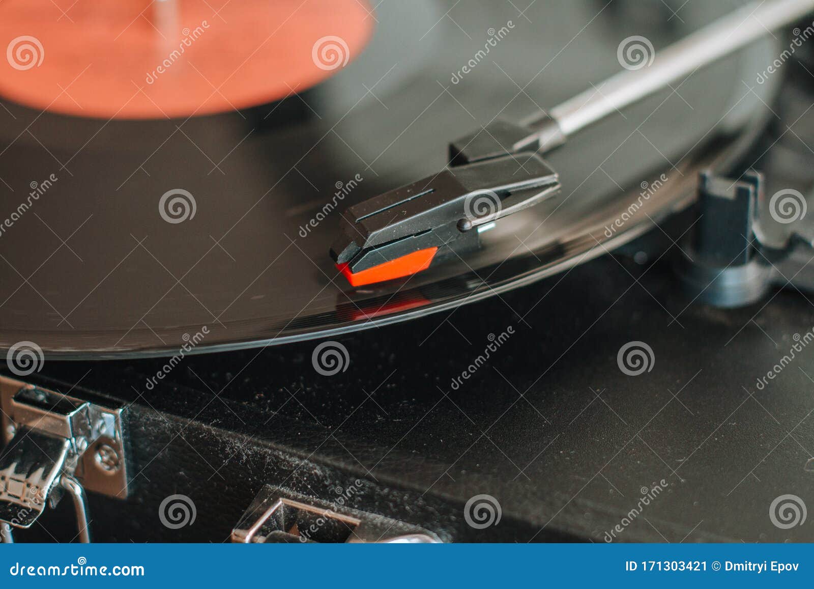 Red Turntable Headshell on a Vinyl Record Player Stock Image - Image of ...