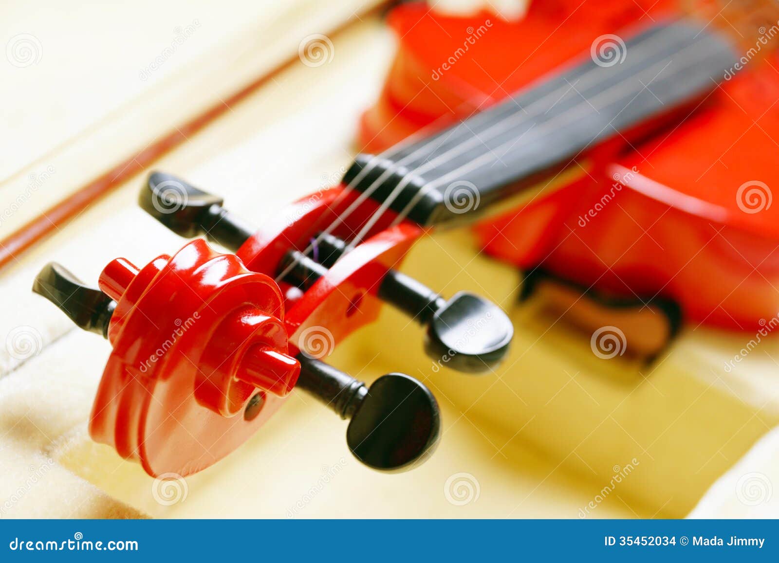 Red Violin stock photo. Image of focus, culture, retro - 35452034