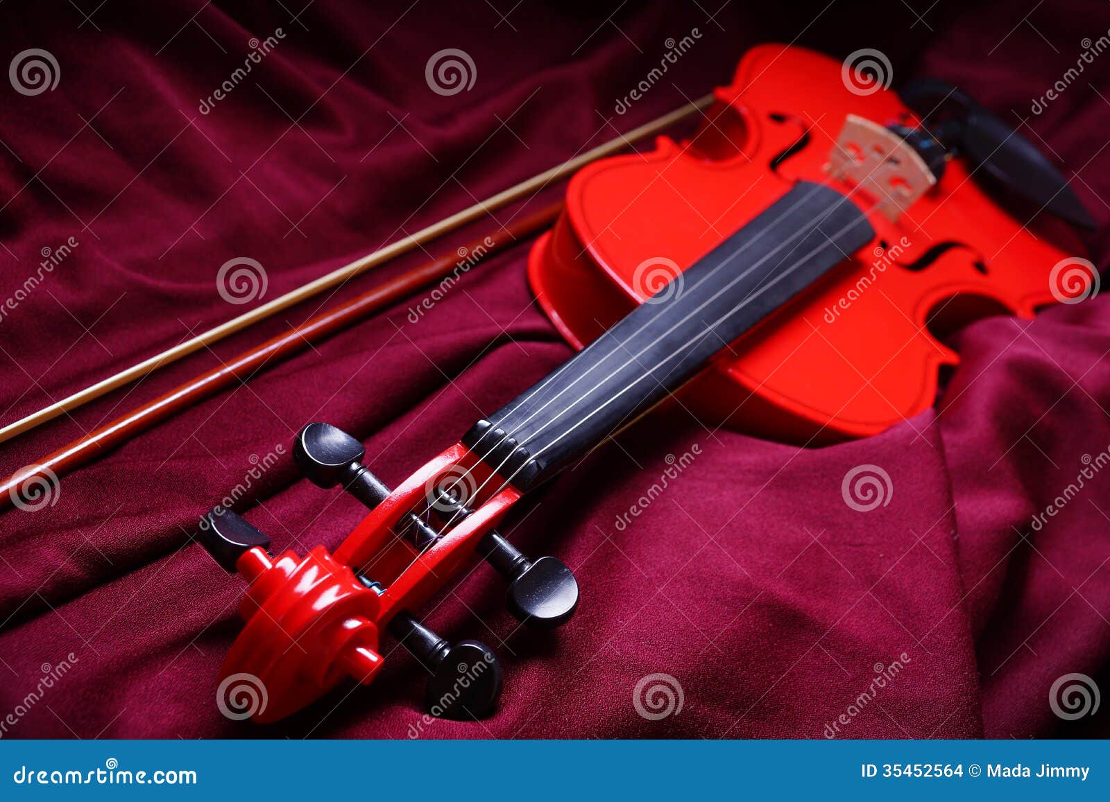 Red Violin stock photo. Image of neck, fiddle, violin - 35452564