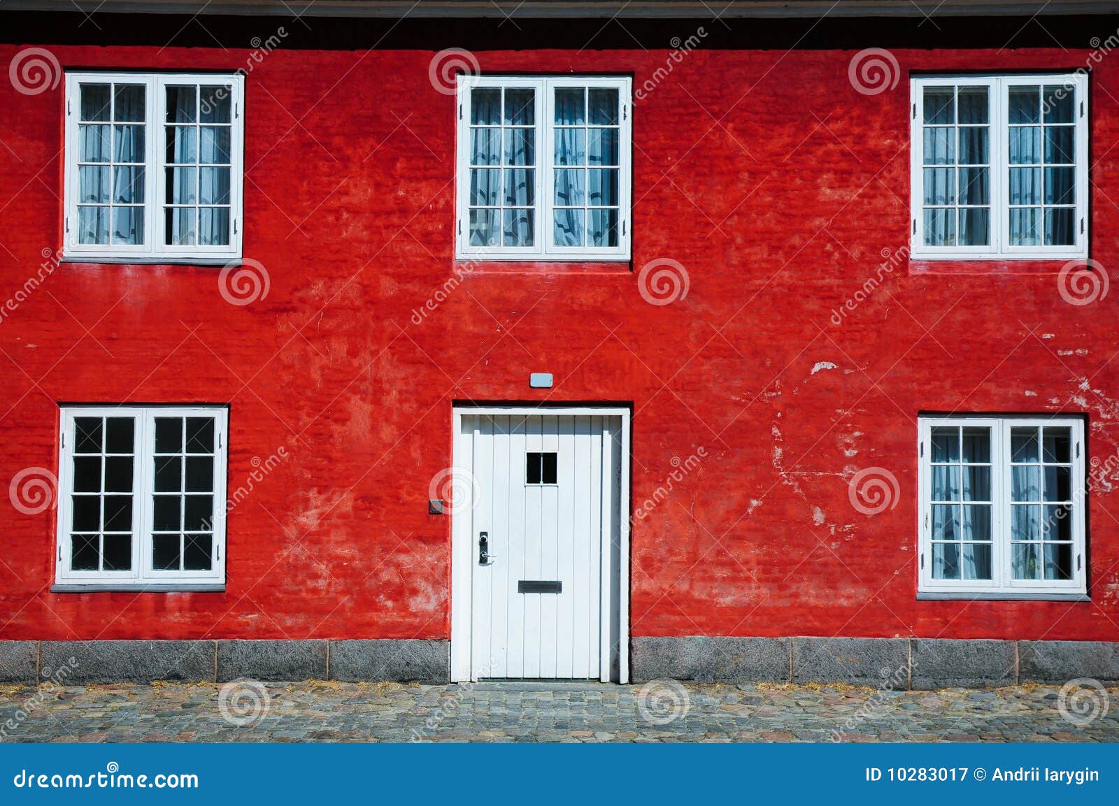 Red wall stock image. Image of door, built, facade, house - 10283017